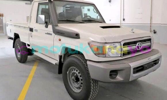 Buy and sell cars, motorbikes and trucks in Democratic Republic of ...